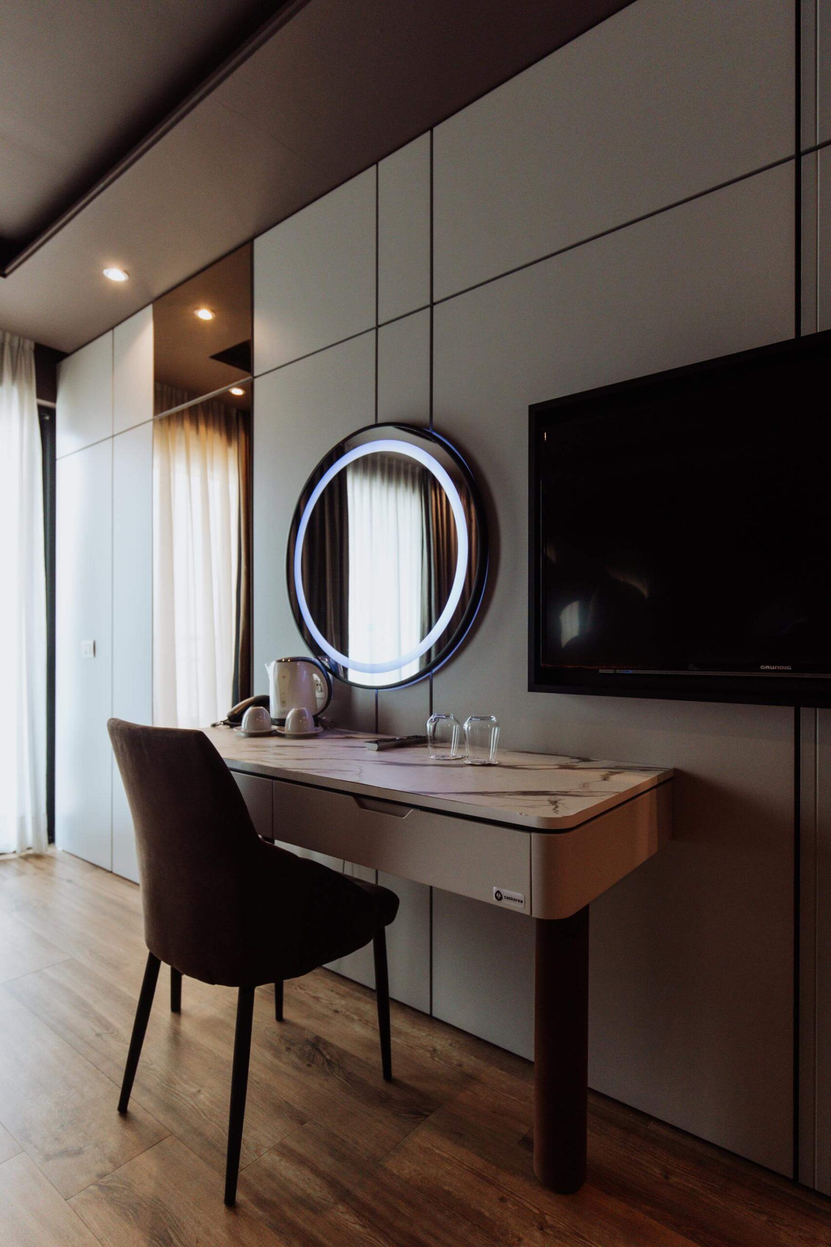 Signature Room | Royal G Hotel & SPA